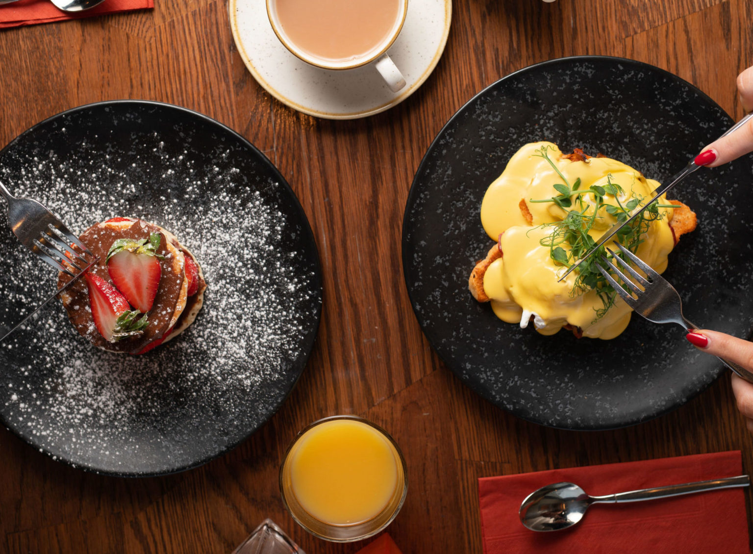 Radstone Hotel Larkhall | Breakfast & Lounge Menu | Dining | Book a Table